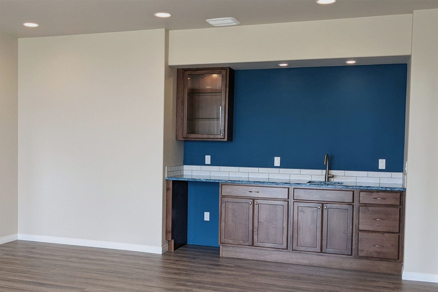 Baden Standish Home Bar - Estes Builders