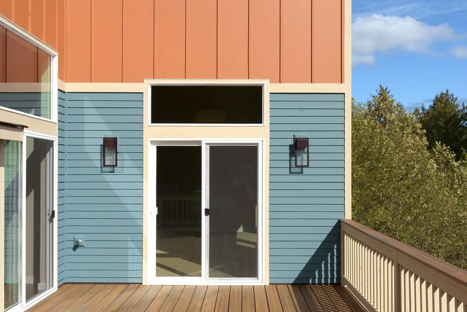 Eaves Exterior - Estes Builders